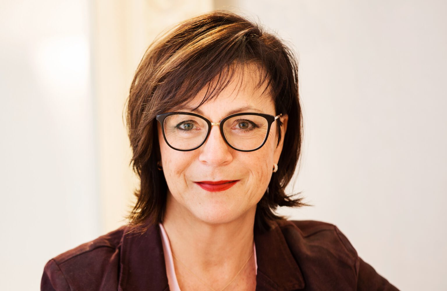 Drei Fragen an ... - ATTRAKTIVER ARBEITGEBER PFLEGE